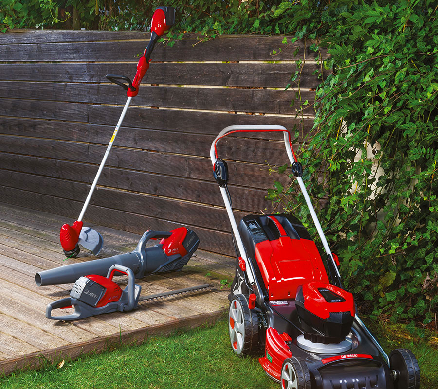 Battery-powered machines for your green spaces – Efco